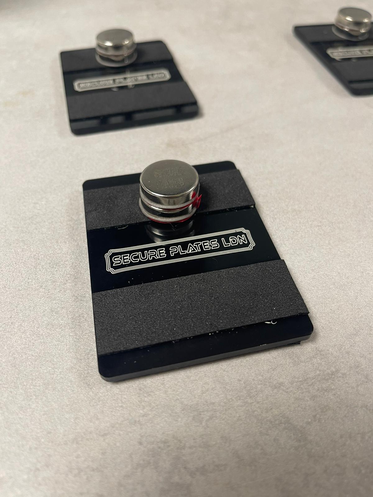 SECURED BY MAGNETS X2 – Secure Plates LDN